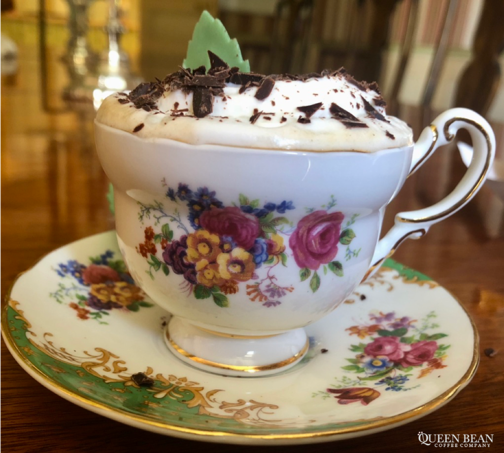 Grasshopper pie latte! – Coffee with the Queen