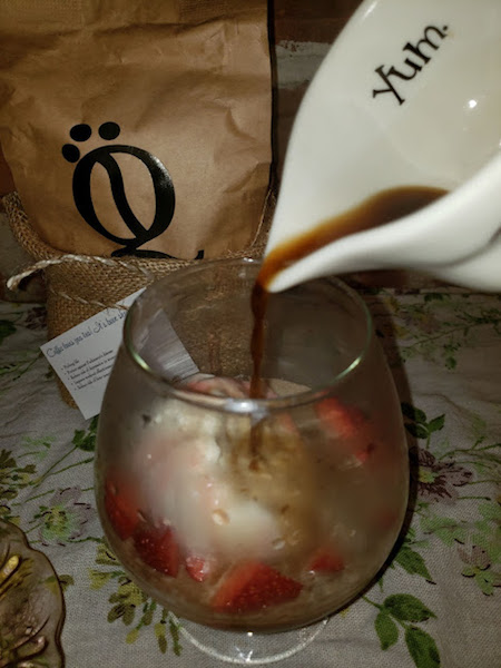 Strawberry coffee surprise – Coffee with the Queen
