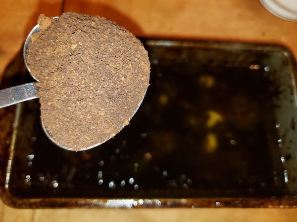 Upcycle your coffee grounds into a homemade firelog – Coffee with the Queen