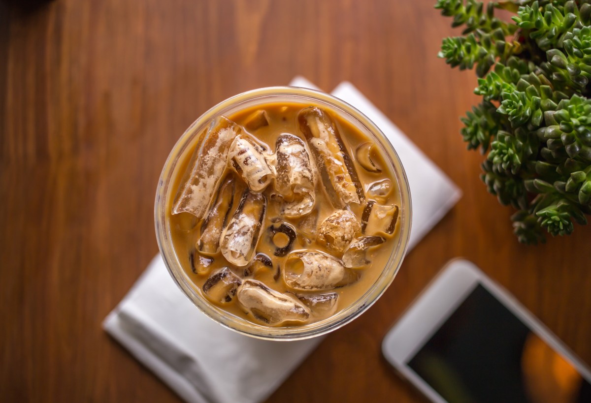 Is coffee hydrating or dehydrating? Find out! – Coffee with the Queen